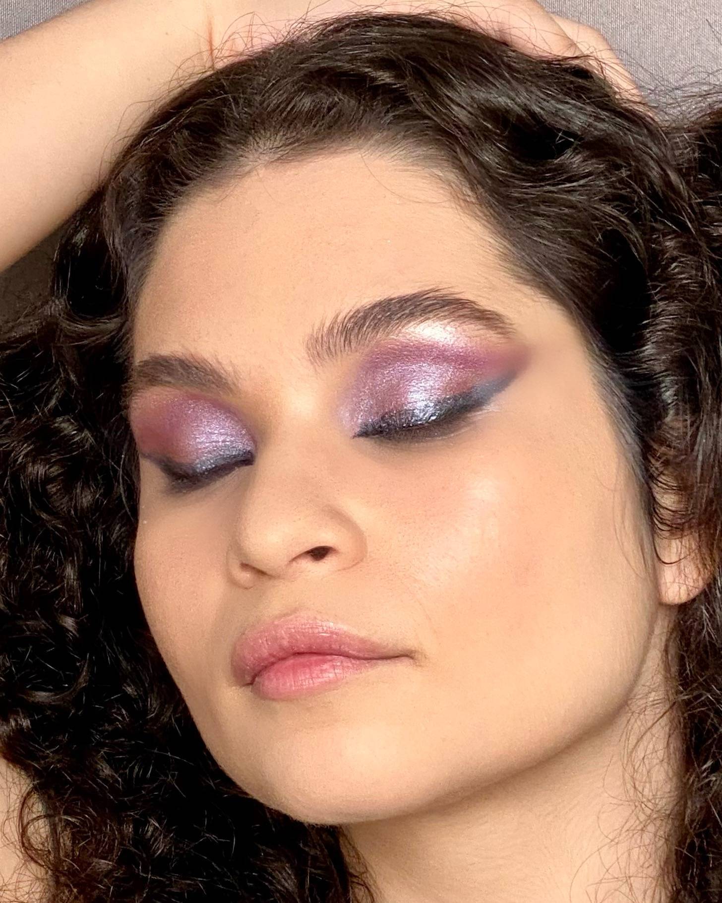 Sadi Consati dá dicas de como preparar uma make duradoura para curtir o ...